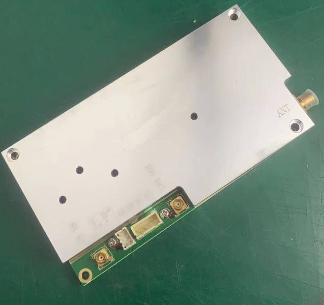 Gain 45dB Broadband Power Amplifier 400MHz To 500MHz With SMA Connector